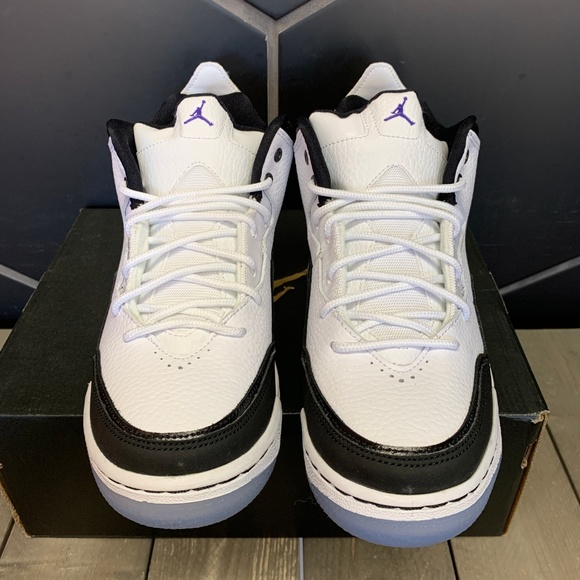 Jordan | Shoes | New Air Jordan Courtside 23 Gs White Black Shoes ...
